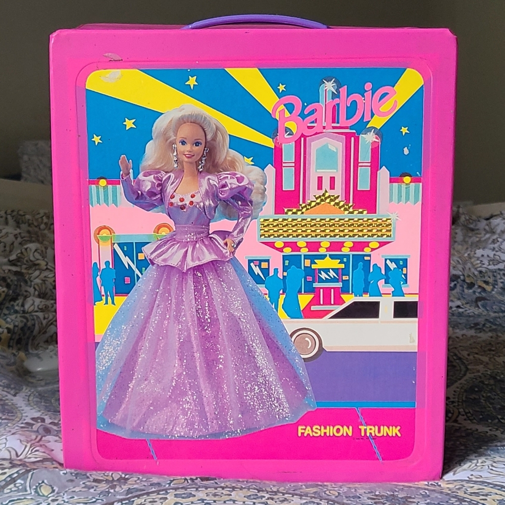 Authentic Vintage 1992 Barbie Fashion Trunk - Gem